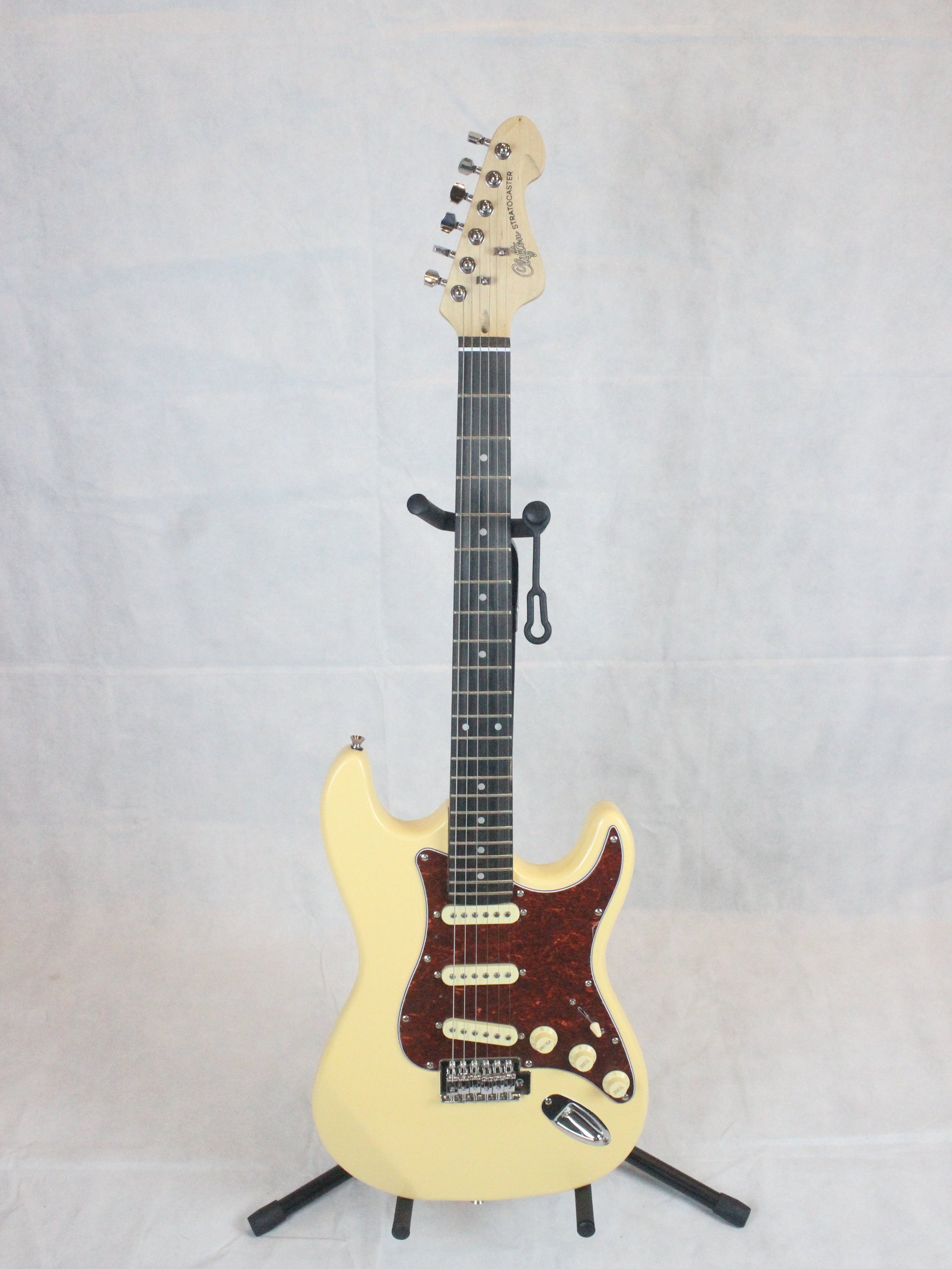 Clifton Vintage Custom Stratocaster - Khaki | PIMA GUITARS