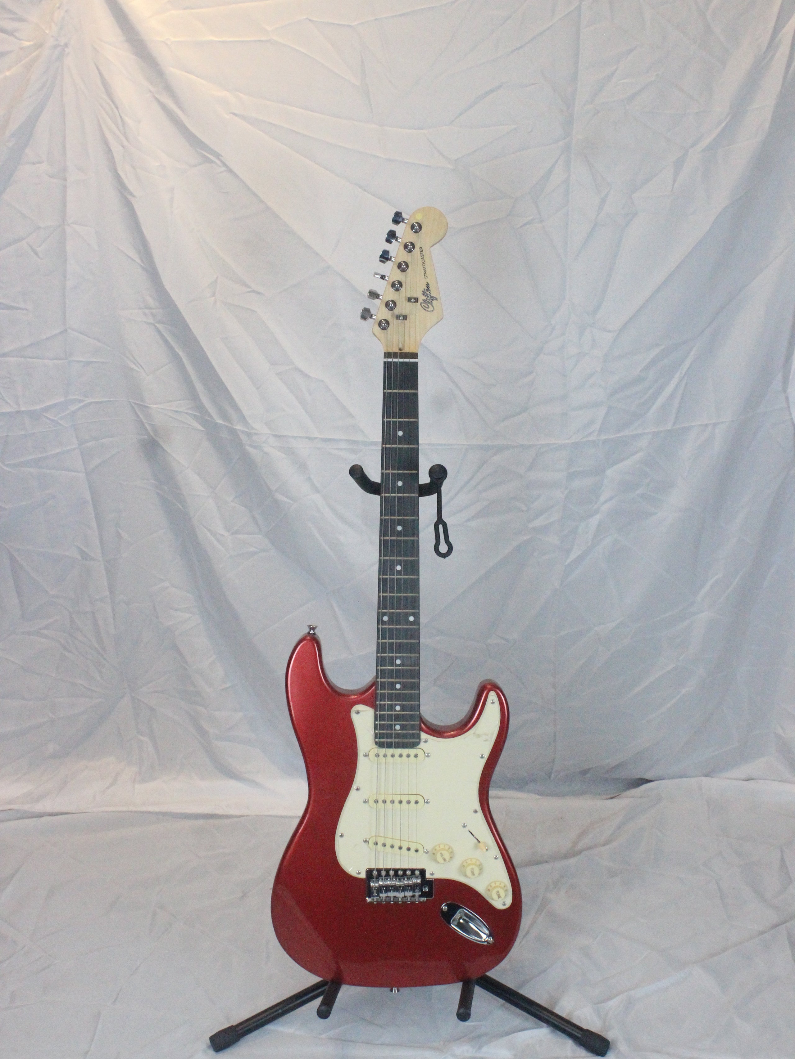 Clifton Vintage Custom Stratocaster - Metallic Red | PIMA GUITARS