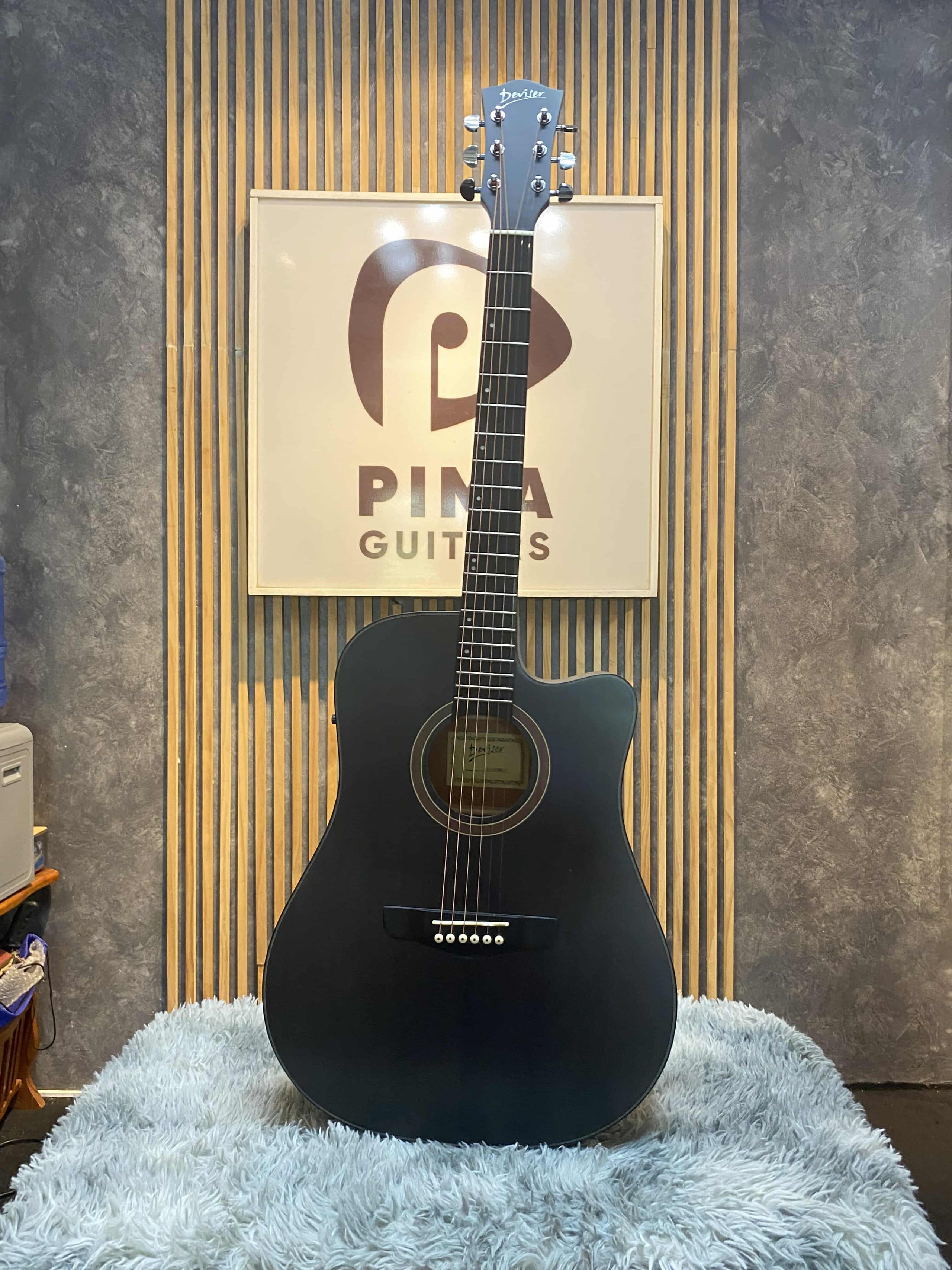 Deviser LS-550 EQ Dreadnought - Black | PIMA GUITARS