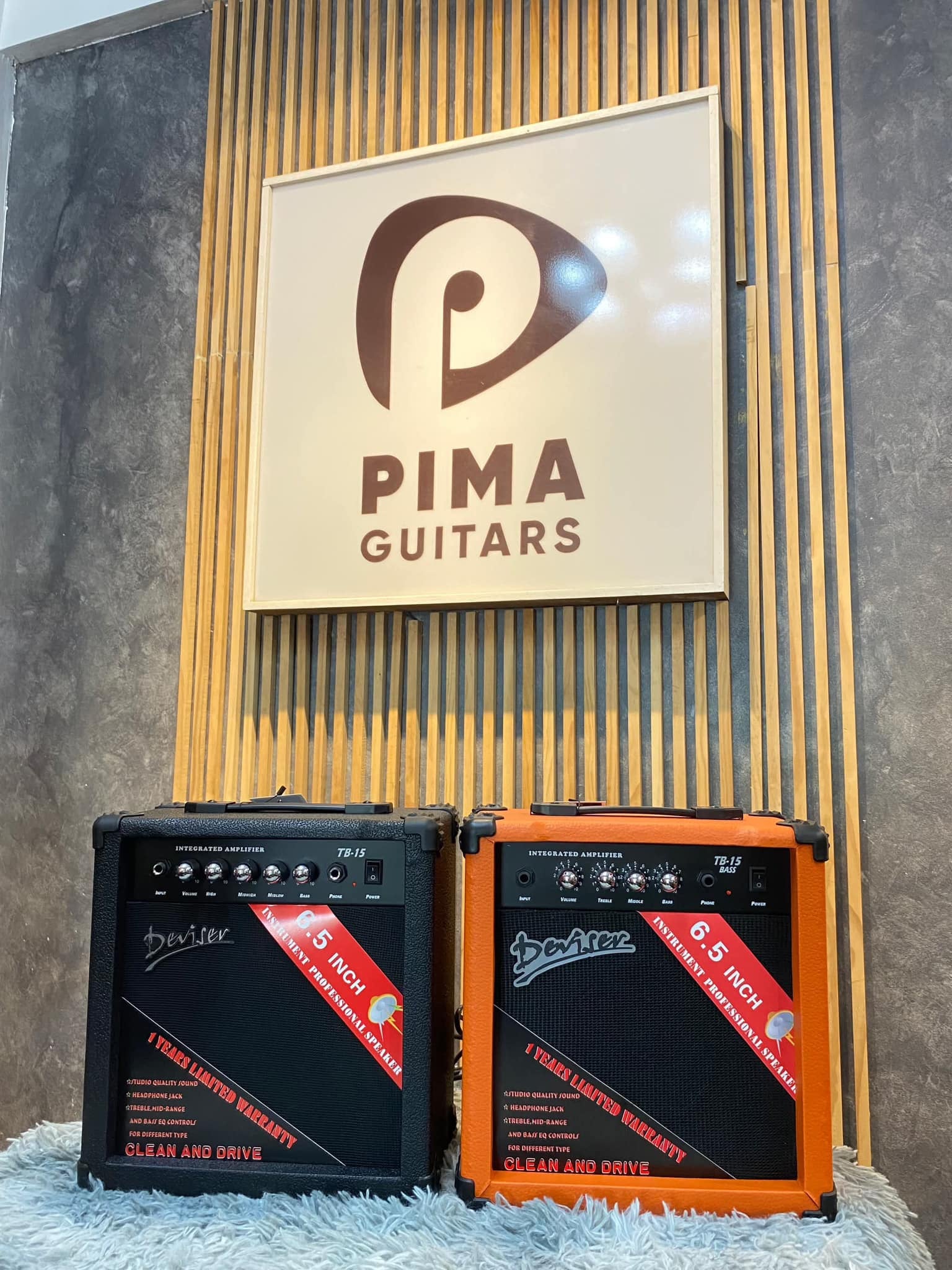 Deviser TB-15 Electric Guitar Amplifier - Black | PIMA GUITARS