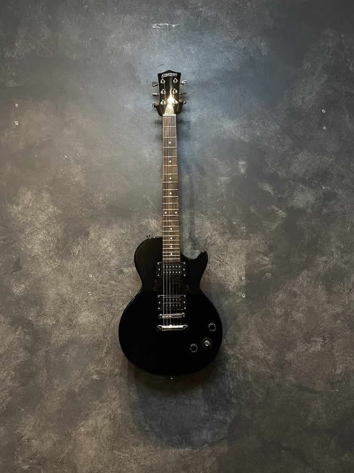 D&D Lightfoot Les Paul Electric Guitar Package -Black | PIMA GUITARS