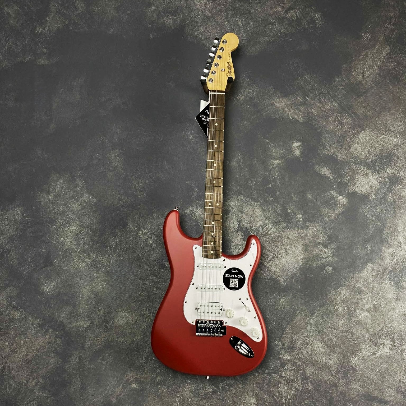 Squier by Fender Debut Series Stratocaster HSS - Dakota Red | PIMA GUITARS